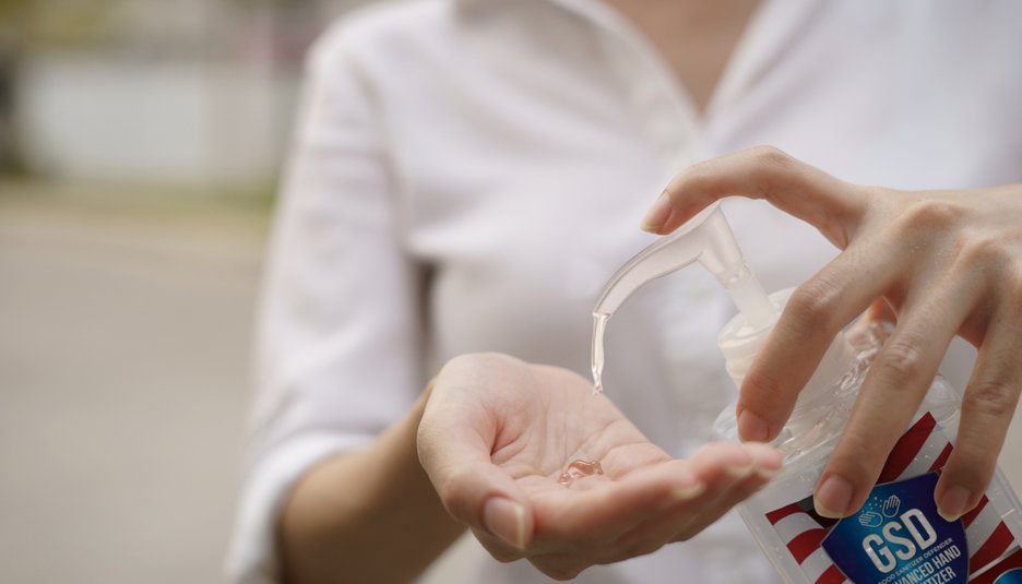6 Health Benefits of Using Hand Sanitizer - GSD